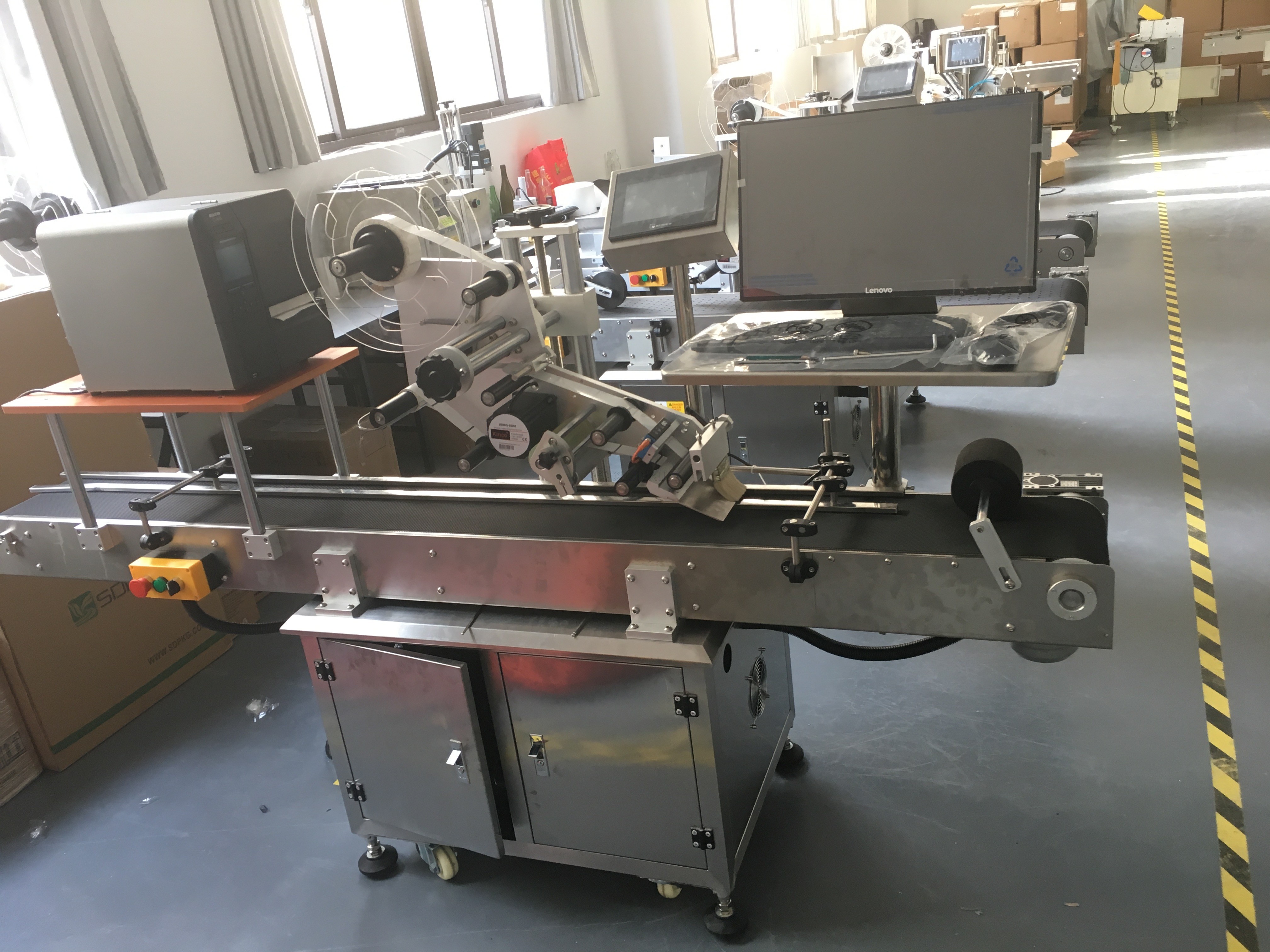 Automatic Labeling Machine Bottom and Top Flat Surface Labeller Machine ...
